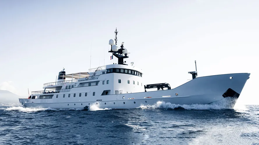 Jester yacht (OY Laivateollisuus, 68.86m, 1972)